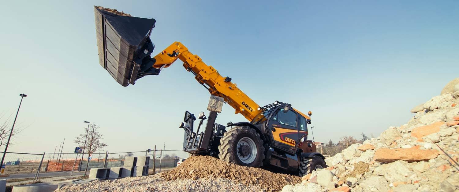 Rules for Carrying Loads with the High Capacity Telehandlers · Dieci ...
