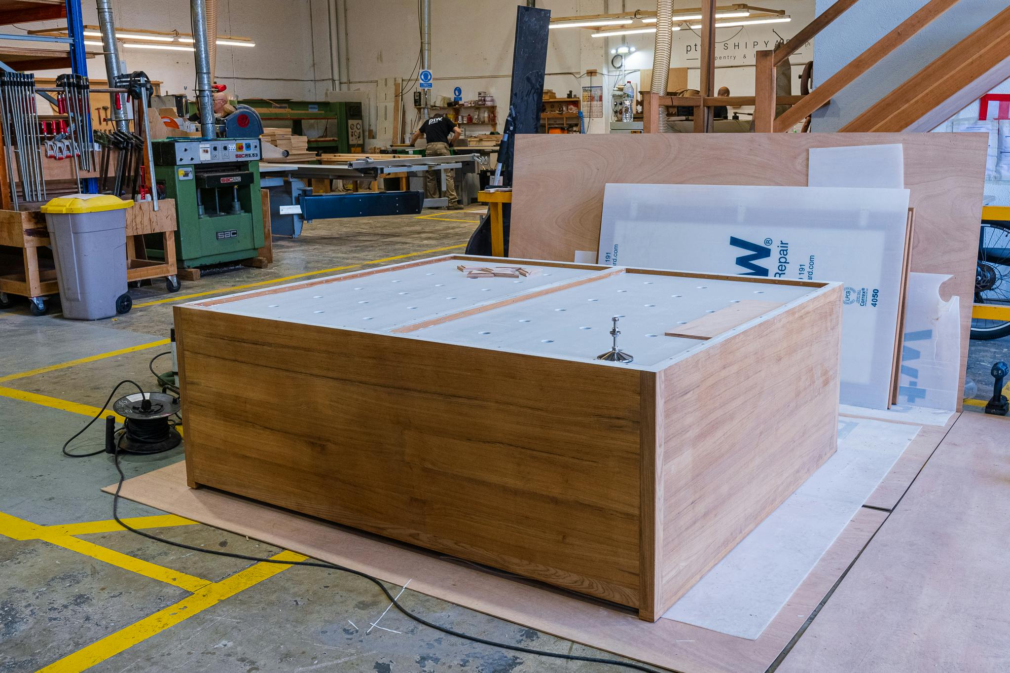 Kitesurf equipment storage box - Ptw Shipyard